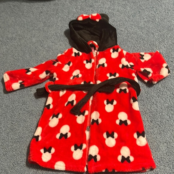 Disney | Pajamas | Minnie Mouse Robe | Poshmark